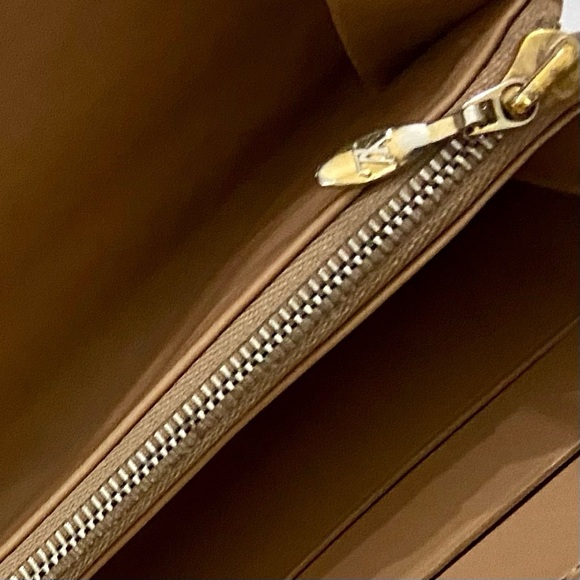 Louis Vuitton | Bags | Louis Vuitton Beige Yellow Vernis Mono Long ...